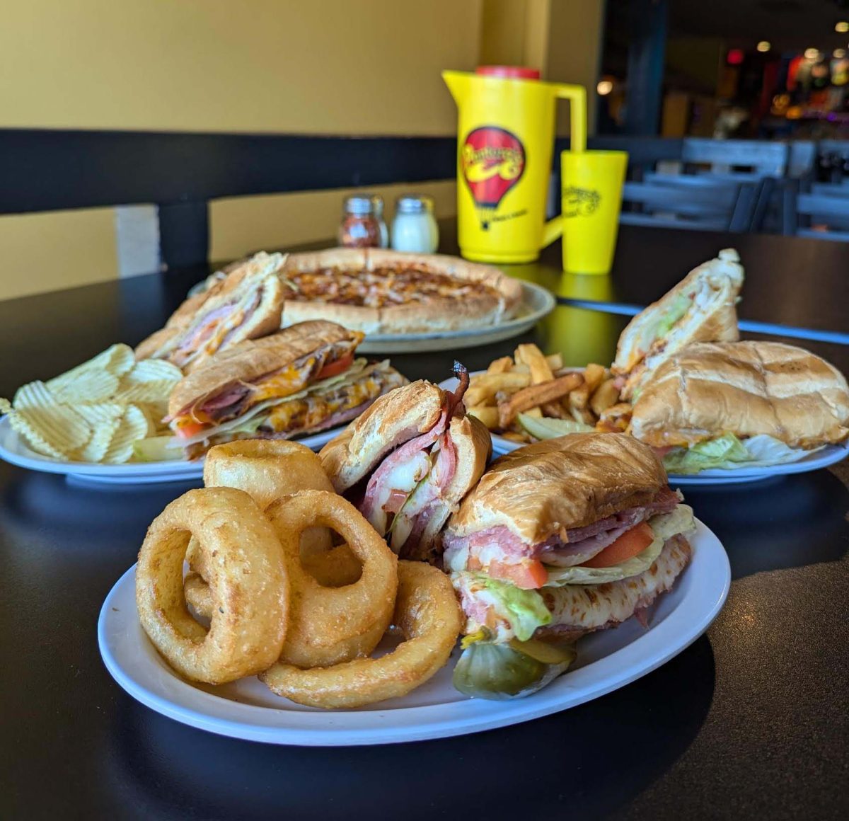 Pantera's Pizza O'Fallon Missouri - Pizza, wings, salad bar, sandwiches ...